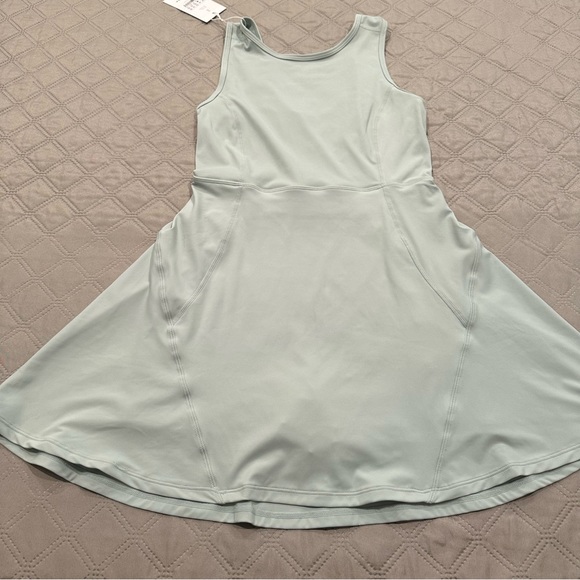 HALARA | Dresses | Halara Everyday Backless Stretchy 2in Flare Golf ...